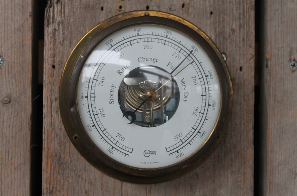 Ship Barometer | Shipwreck Vintage